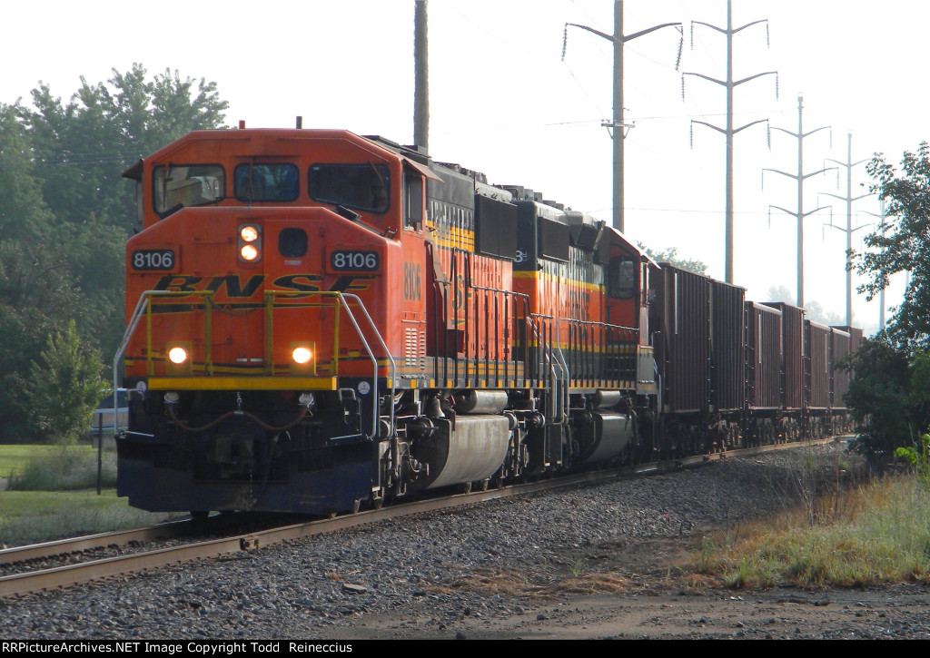 BNSF 8106